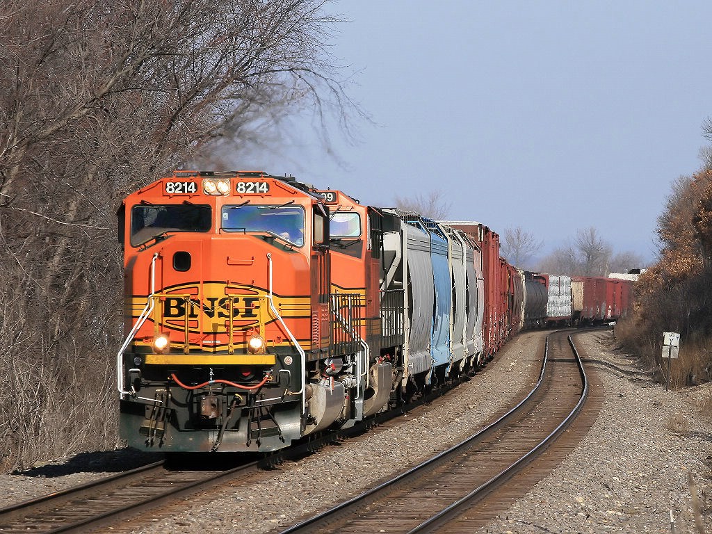 BNSF 8214